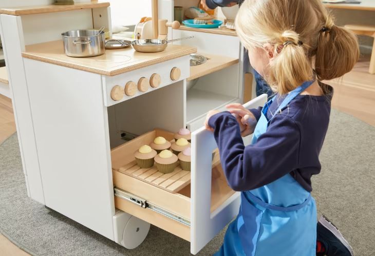 HABA Pro Cleo Kitchen Block Center, 1445496 – Wood Wood Toys